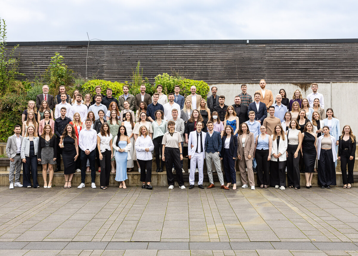 Wir gratulieren unseren Absolventinnen und Absolventen! - Jade Hochschule